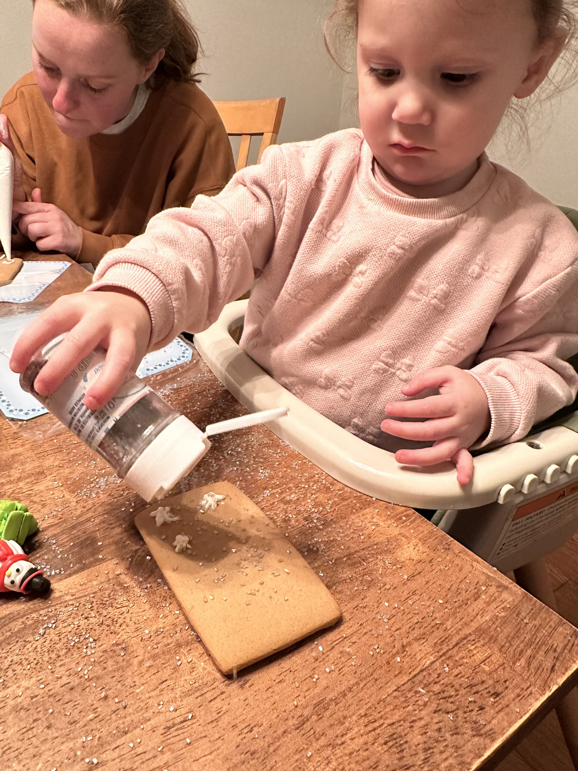 Kids in the Kitchen: Decorating a Gingerbread House - Lehman's Simpler ...